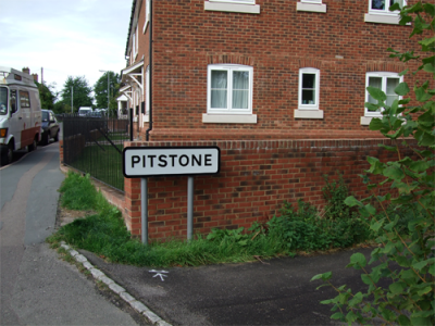 Pitstone Sign – Ivinghoe & Pitstone Village Website